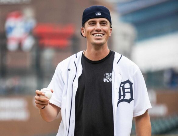 Jackson Olson Age, Biography, Career, Net Worth, Family, and More ...