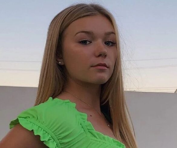 Katie Sigmond Age, Biography, Net Worth, Career, Boyfriend, Family, and ...